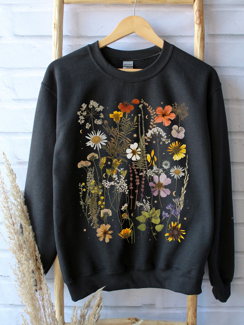 Botanical Pressed Flowers Sweatshirt Autumn Botanical Pullover - Etsy