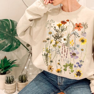 Botanical Pressed Flowers Sweatshirt Autumn Botanical Pullover Fall ...