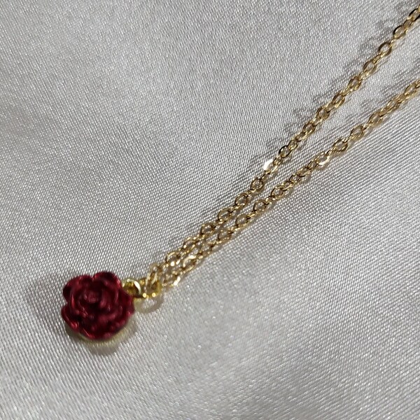 Red Rose Necklace - Etsy
