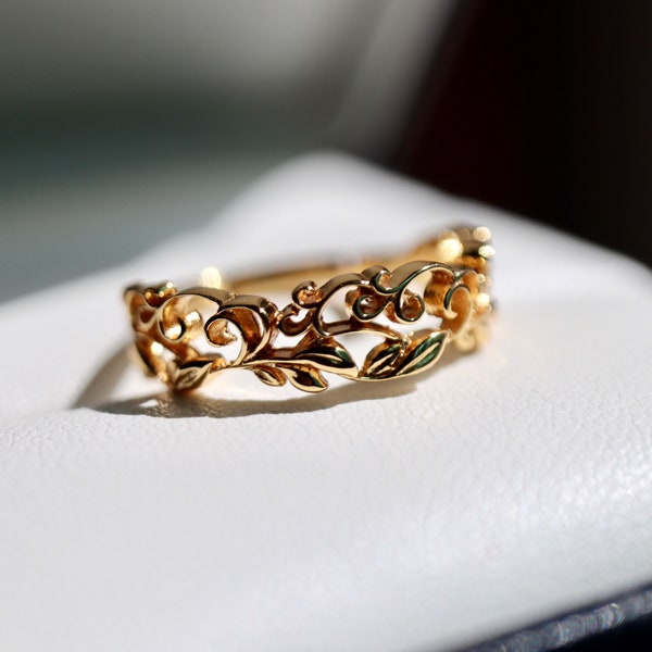 Gold Grapevine - Etsy