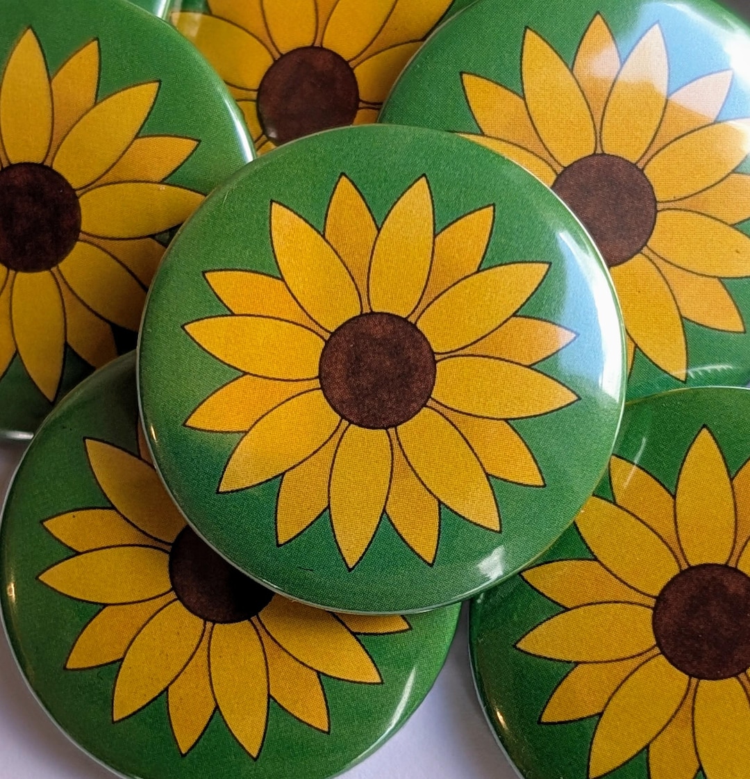 Bulk Pack of Sunflower Badges. Hidden Disability Awareness Badges in ...