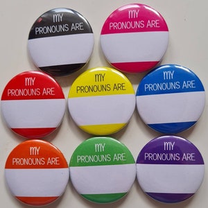Bulk Pack Blank Pronoun Pins. 1.25 Inches 32mm Diameter. Customisable. My Pronouns Are. Multiple ...