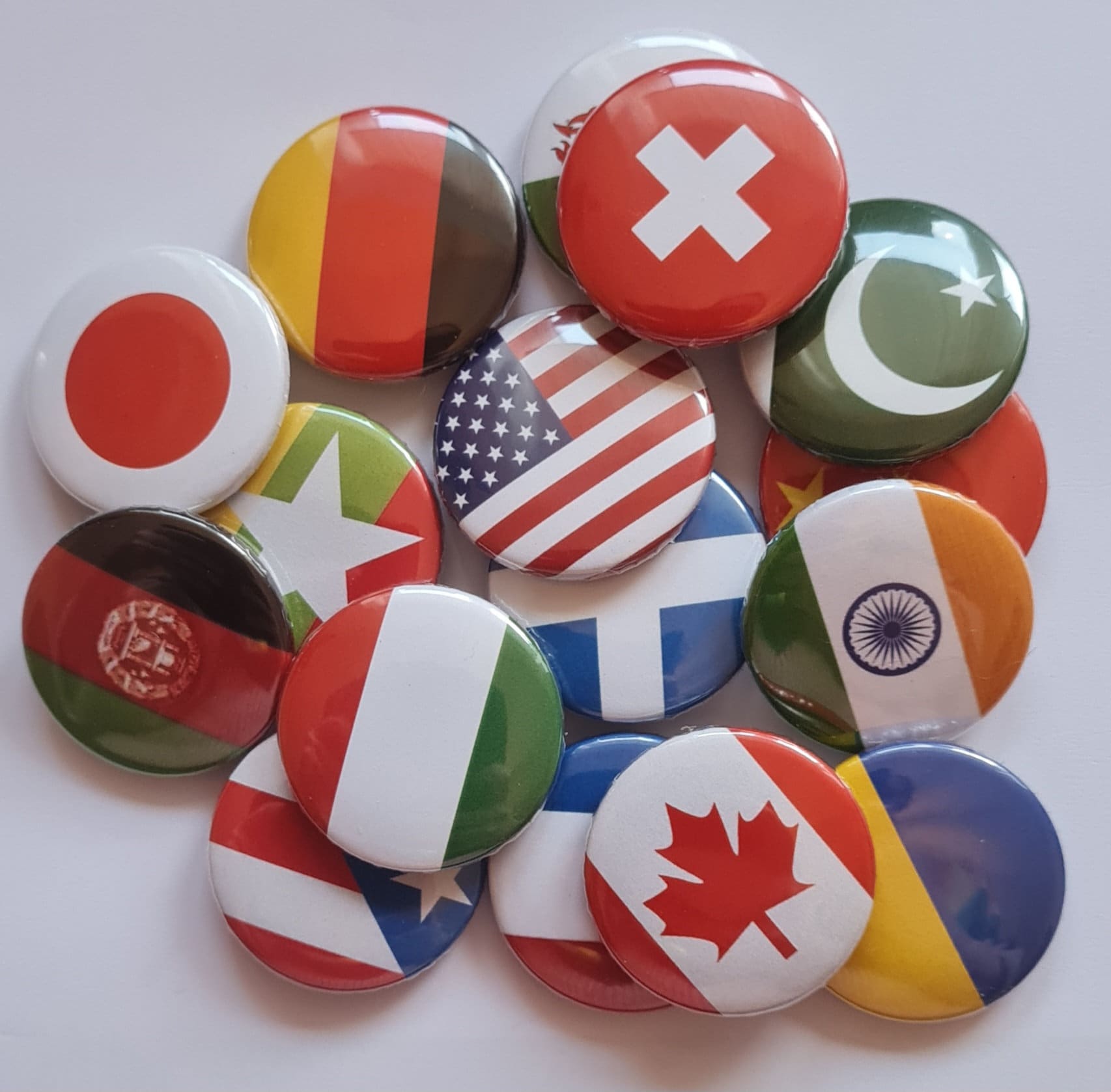 S L Pin B B Ny S - Sh Flag 5055444004157 ￡0.99 thenationalherald.com