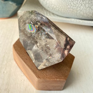 Pastel Colored Garden Quartz Freeform With Stand , Scenic Quartz ...