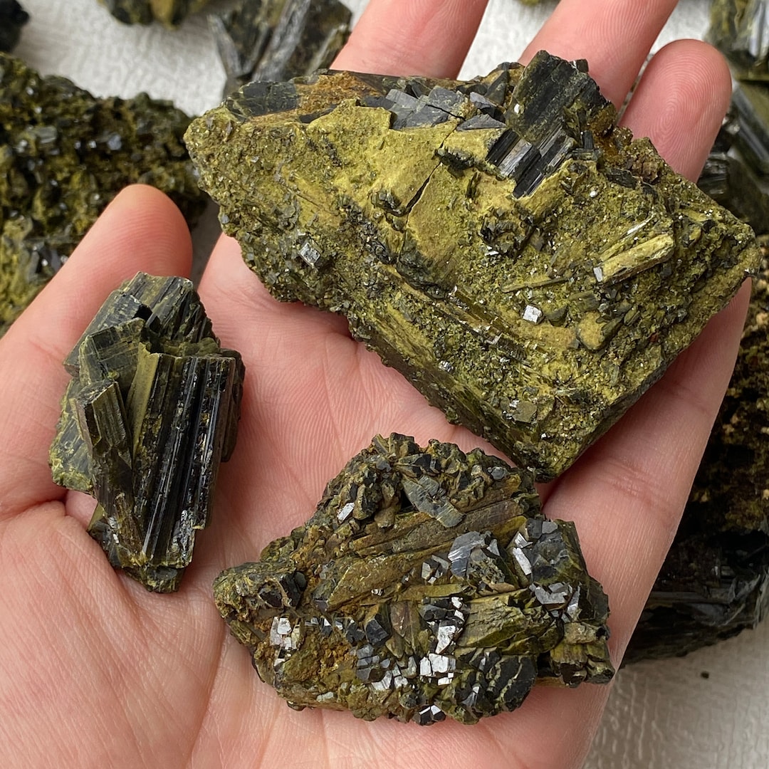 Natural Green Epidote Crystal Cluster - Raw Epidote for Healing & Decor ...