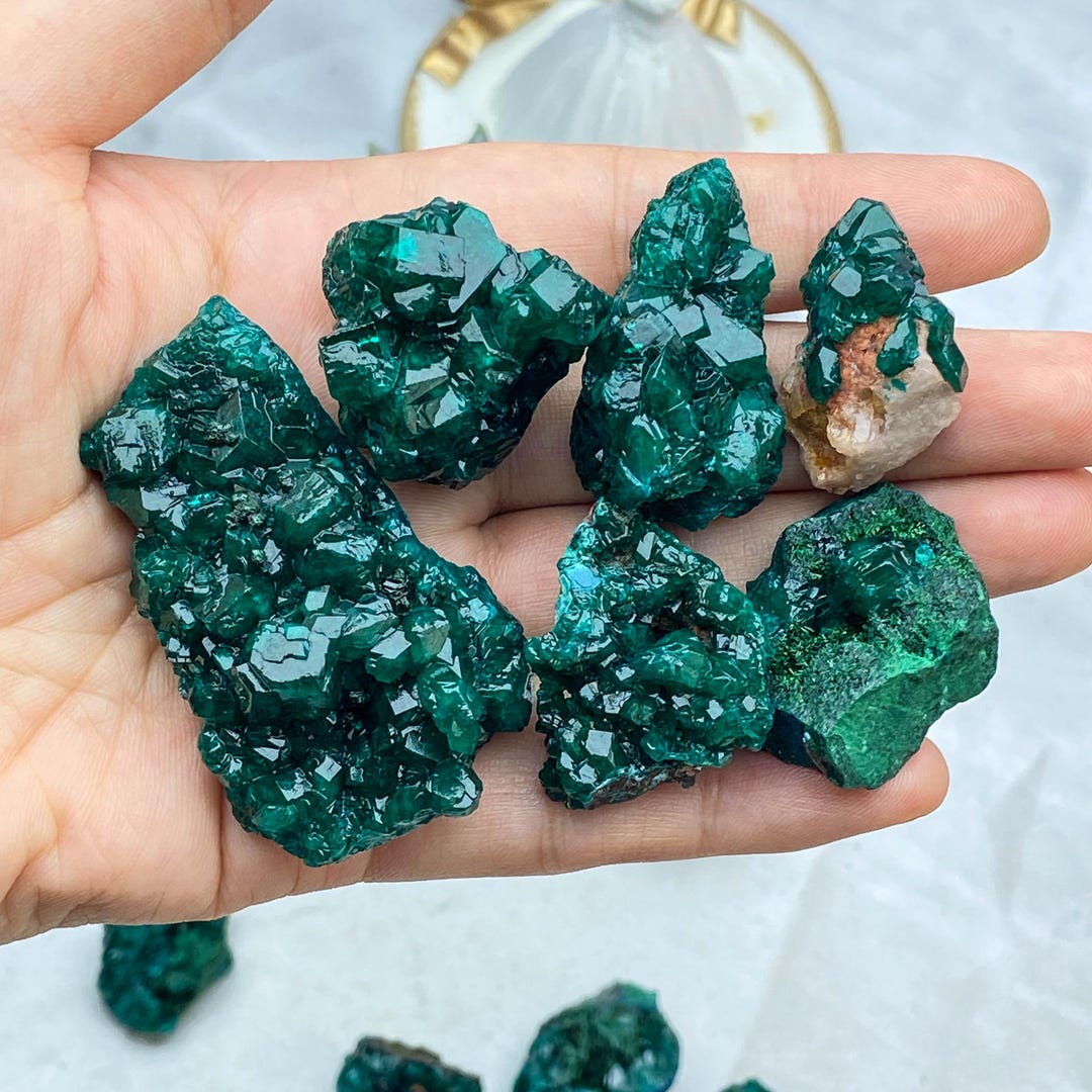 Stunning Green Dioptase , Mineral Specimens From Congo, Dioptase ...