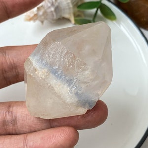 Natural Blue Dumortierite Specimen , Dumortierite in Quartz Point , Raw ...