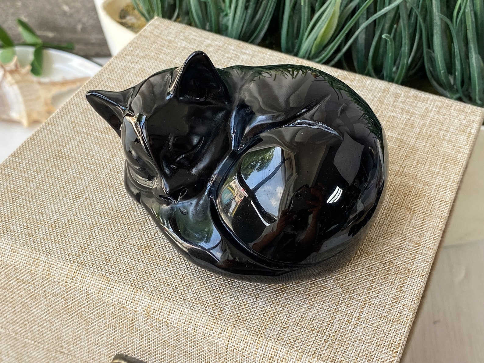 Big Obsidian Sleeping Cat , Crystal Carving Cat , Crystal Animal ...