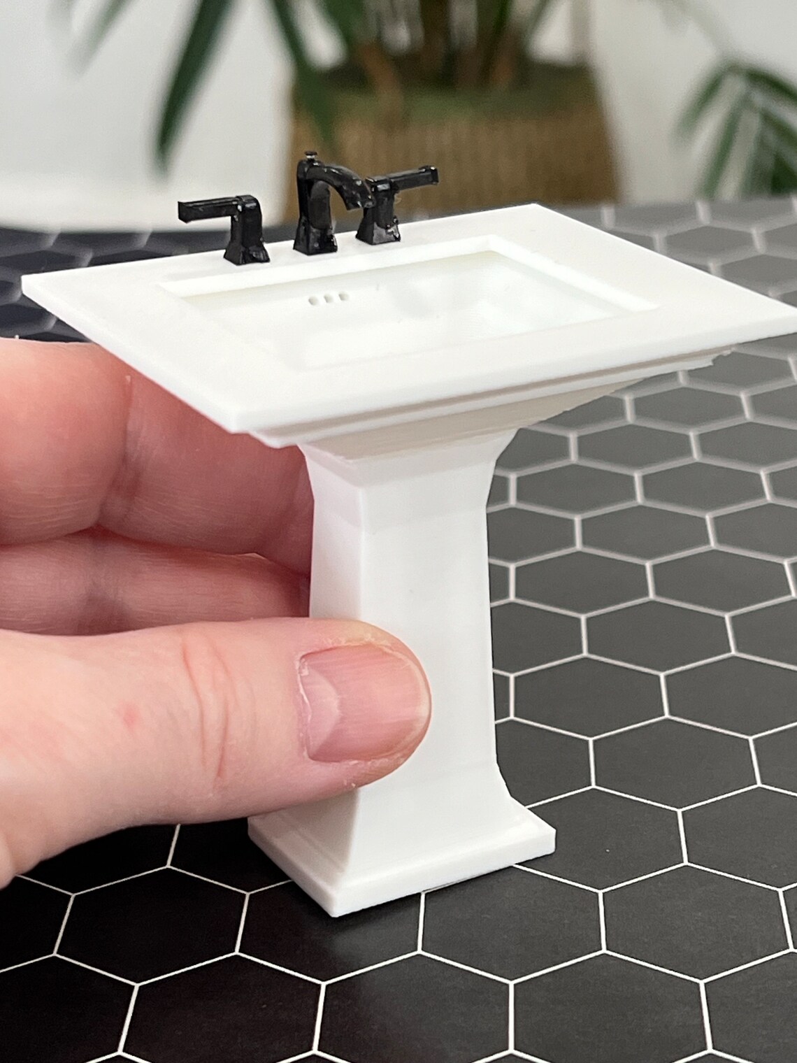 1:12 Scale Miniature Pedestal Sink Bathroom Squared Sink With Faucet ...