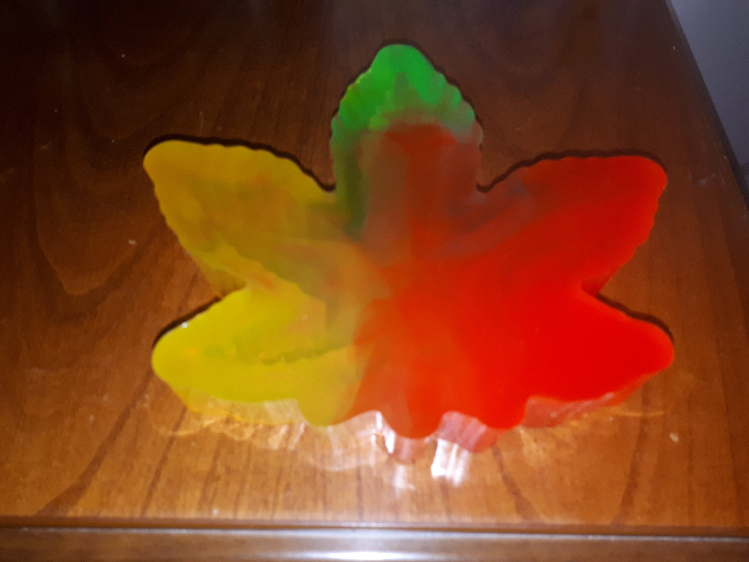 Epoxy Marijuana Leaf Ashtray - Etsy