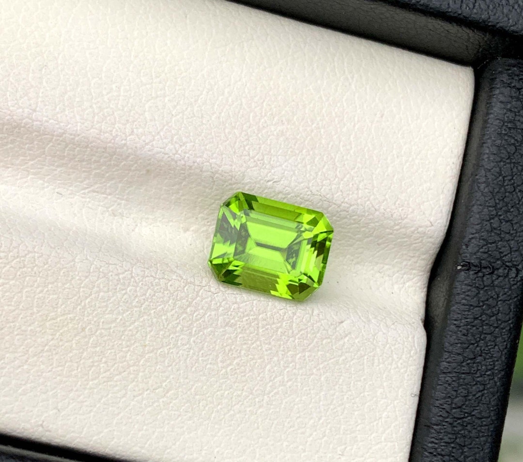 Peridot Cut Stone for Engagement Ring , 2.45 CT Genuine Emerald Cut ...