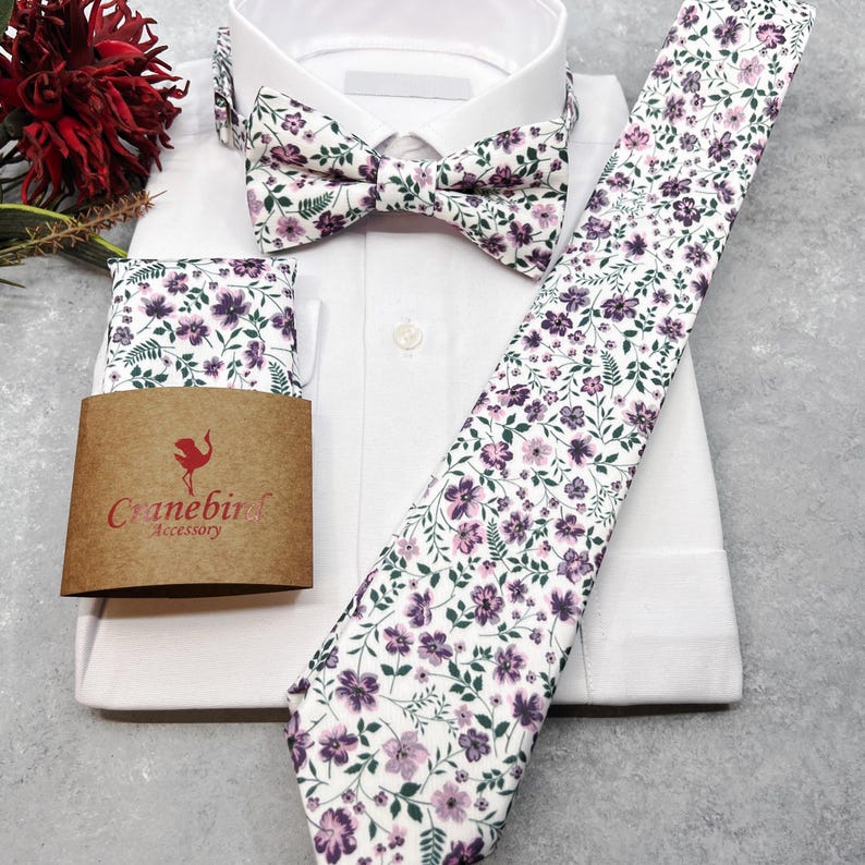 Dusty Lavender and Muted Lilac Floral Slim Necktie, Pastel Botanical ...