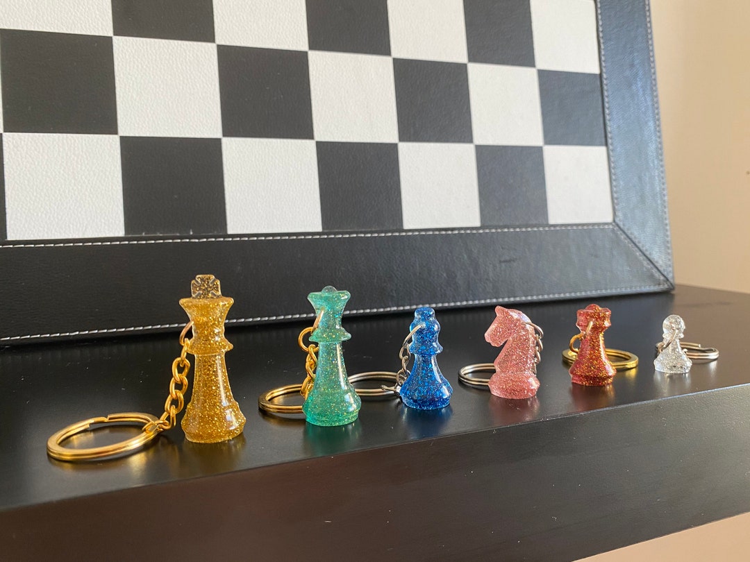 MYSTERY | Colourful Keychains | Chess Keychains | RANDOM COLOURS ...