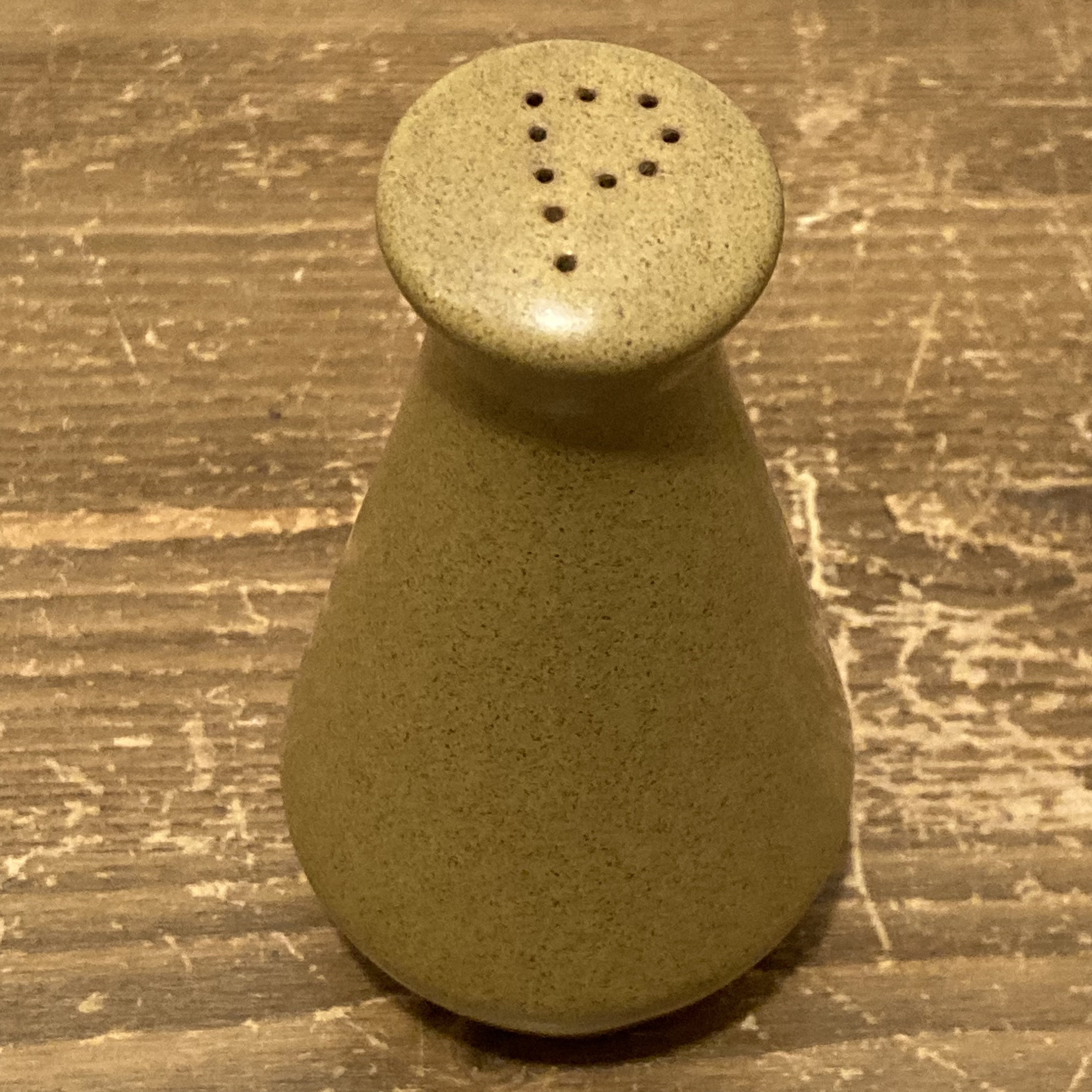 Vintage Denby Ode Pepper Pot Shaker. 1960s Mustard Antique Gold Glaze ...