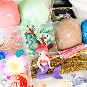 Mermaid Sensory Play Dough Kit: Shimmer Playdoh, Figurine & Treasures ...