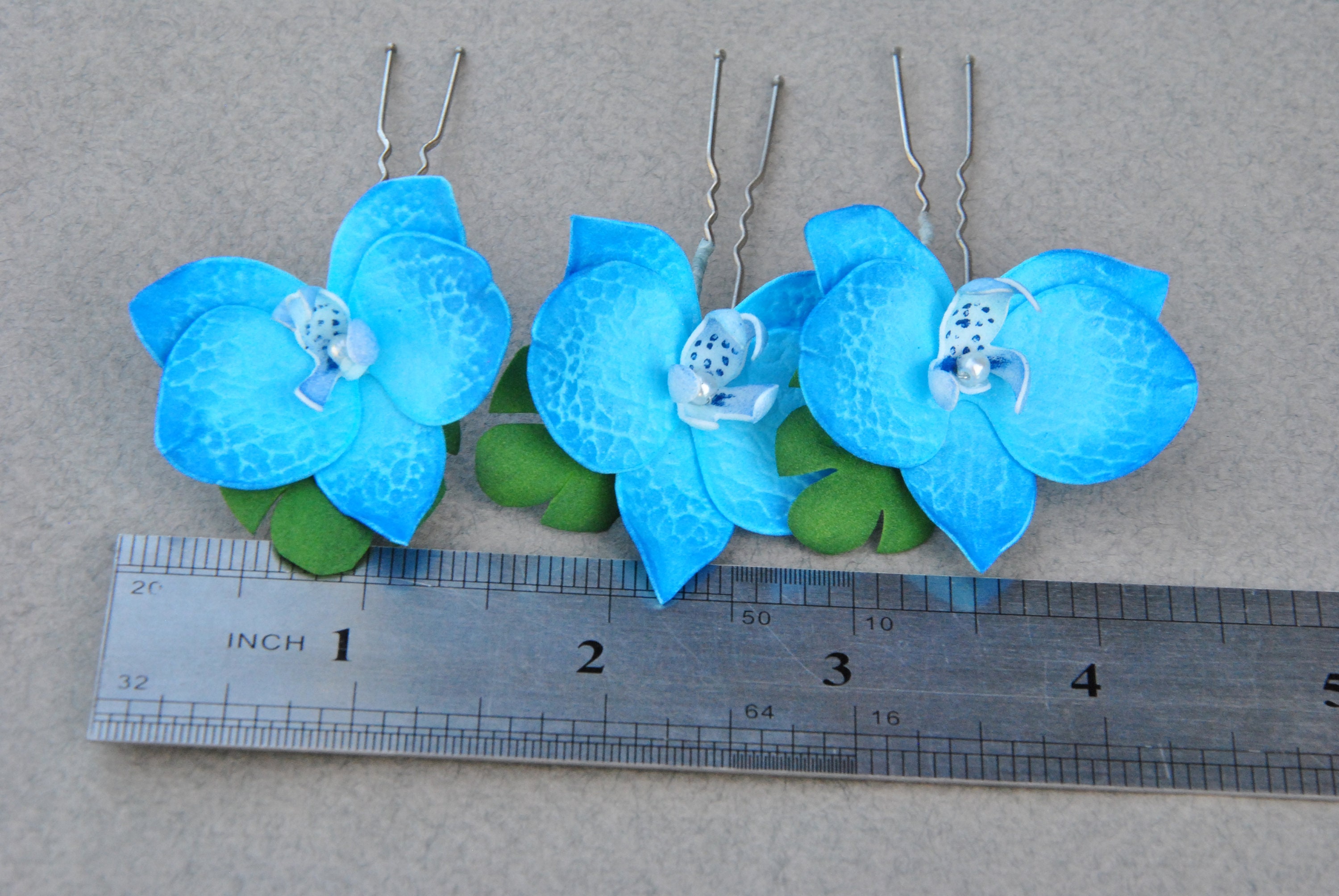 Blue orchids hair pins Hawaiian wedding hair piece Tropical | Etsy