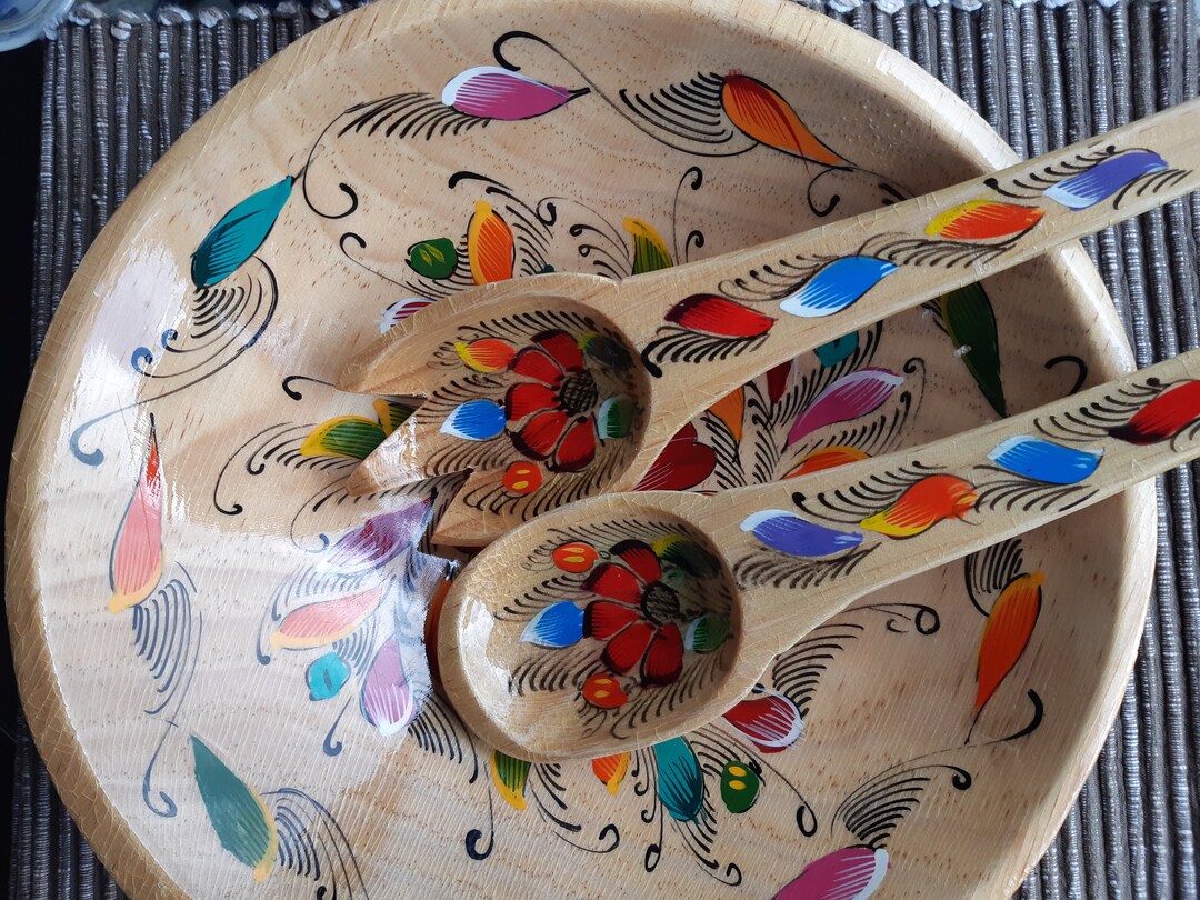 Wooden Folk Art Salad Bowl and Tongs - Etsy