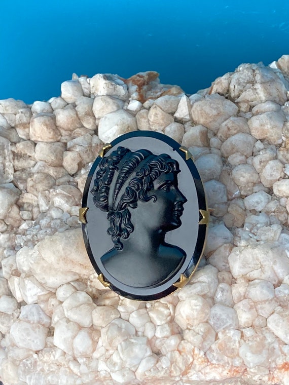 Vintage cameo brooch black - Gem