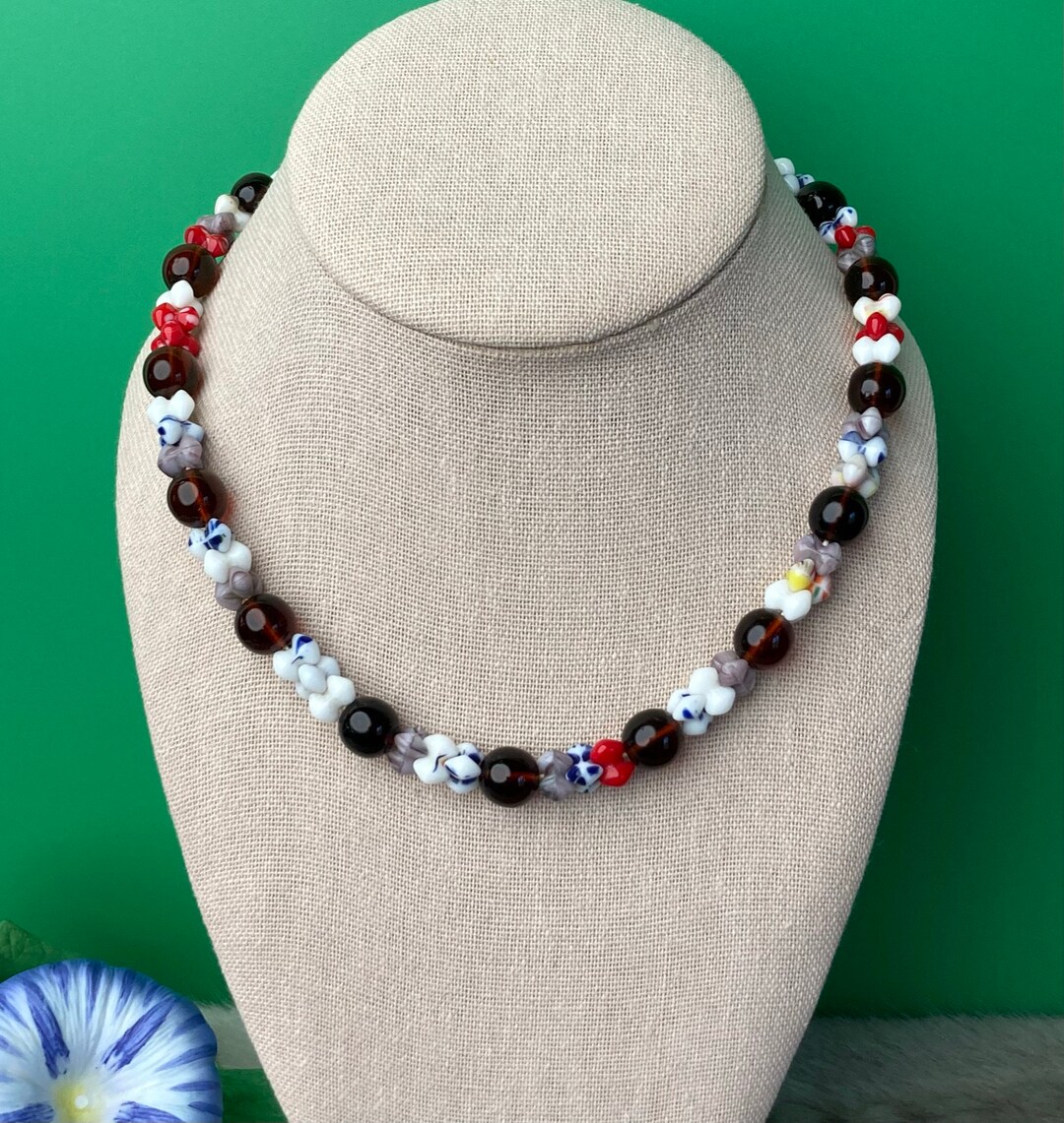 Vintage Glass Necklace, Uv Reactive Glass Necklace, Uranium Bead ...