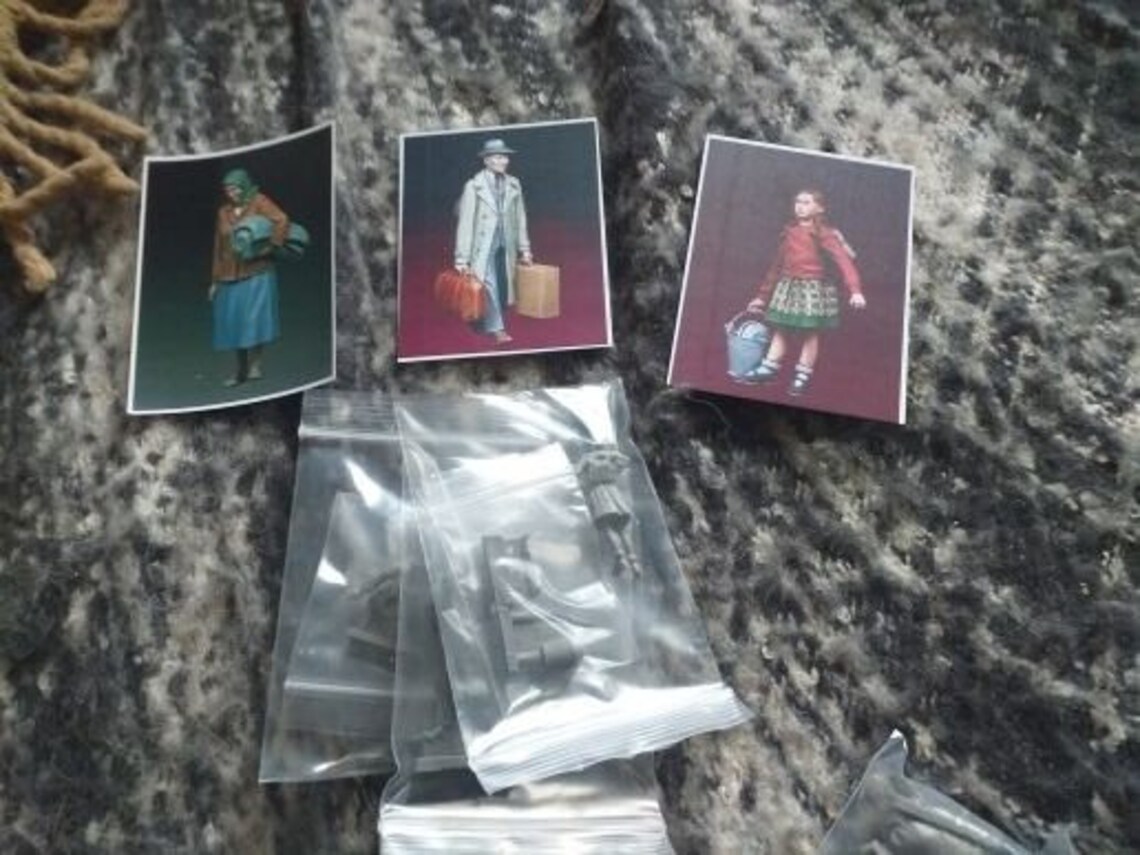 WW2 Civilian Resin Girl Model Unpainted Military Adult Figure | Etsy