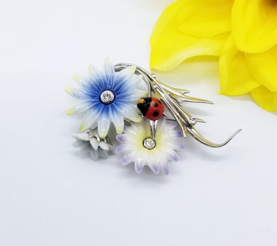 FRANZ Porcelain Ladybug with Daisy Flower Brooch Pin,… - Gem