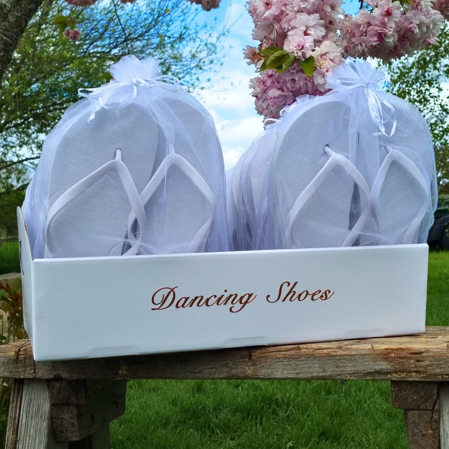 Wedding & Dancing Flip Flop Basket - Classic White - Etsy UK