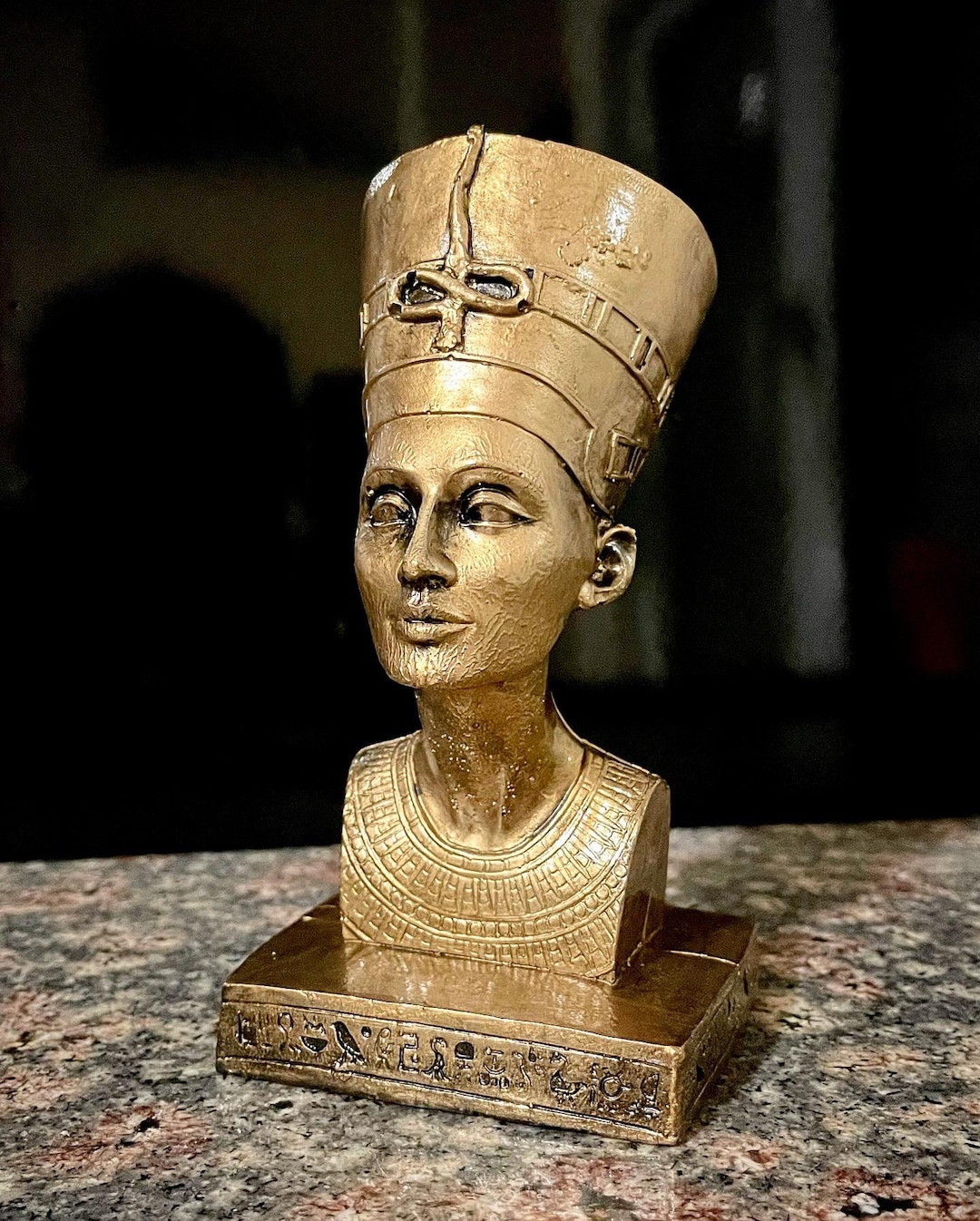 Statue de la reine égyptienne Néfertiti, sculpture de buste de ...