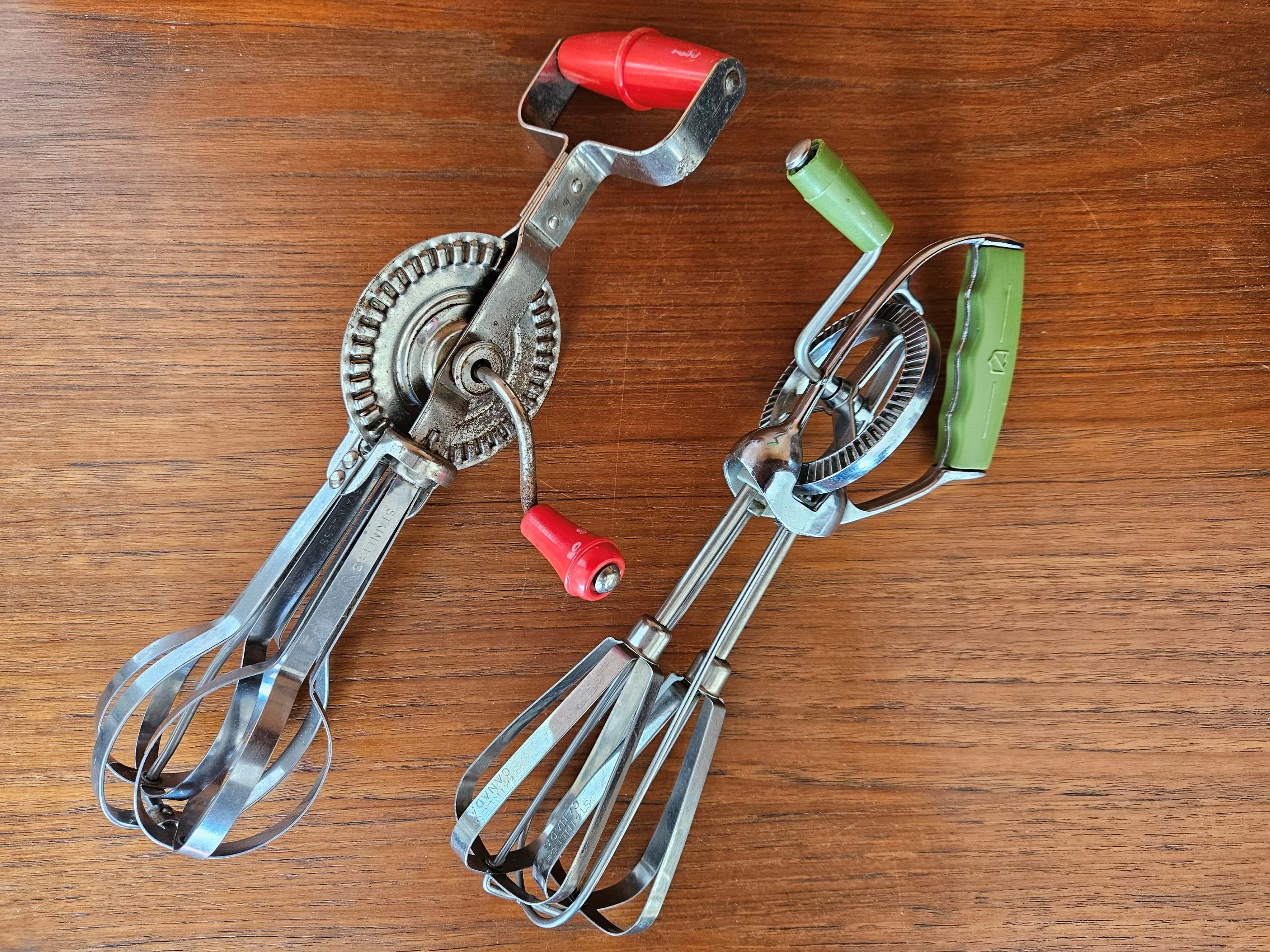 Vintage Hand Beaters Mixer Retro Kitchenware Red or Avocado Green ...