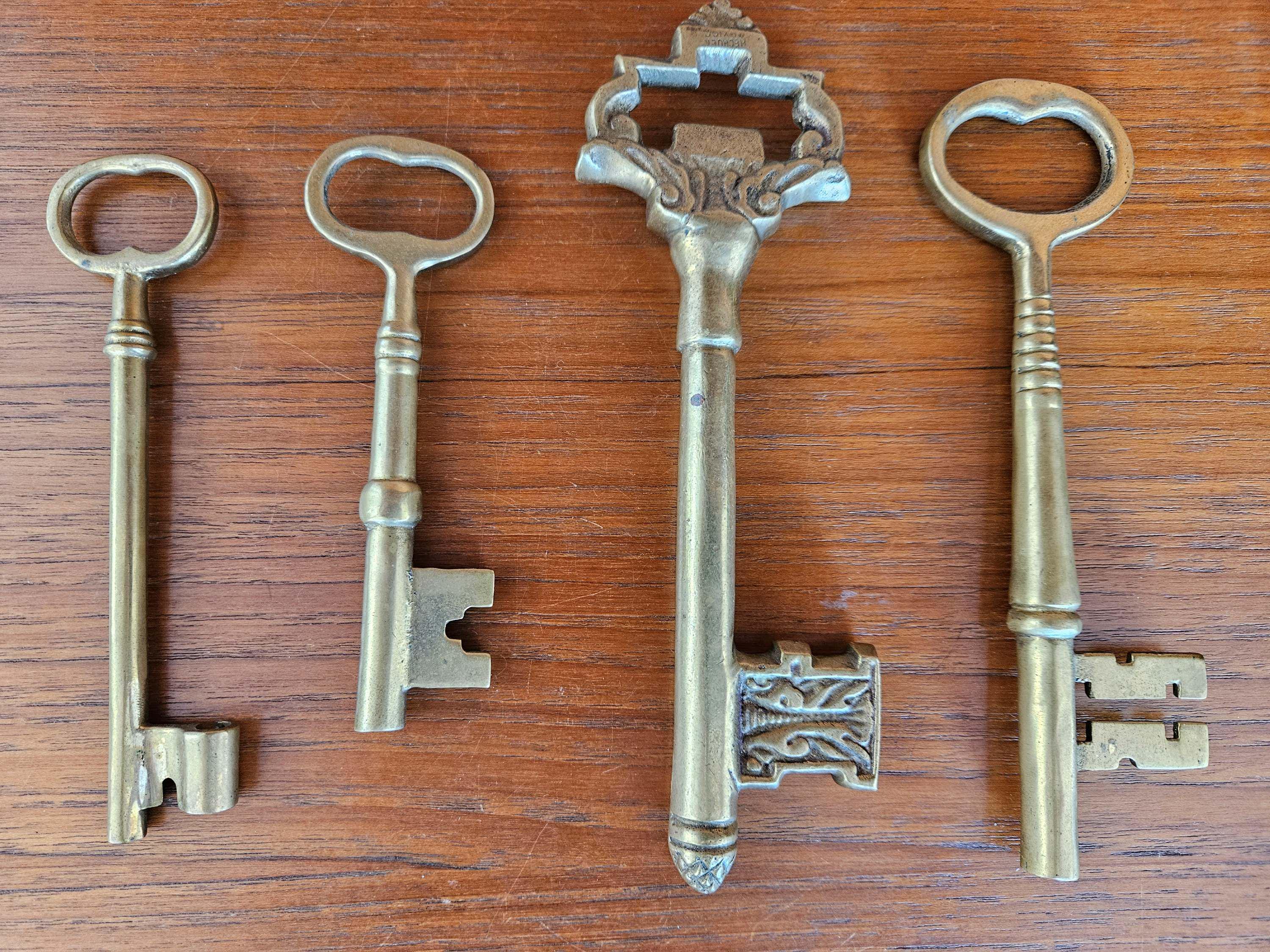 Brass Key Decor Heavy Ornate Keys on Ring or Separate - Etsy