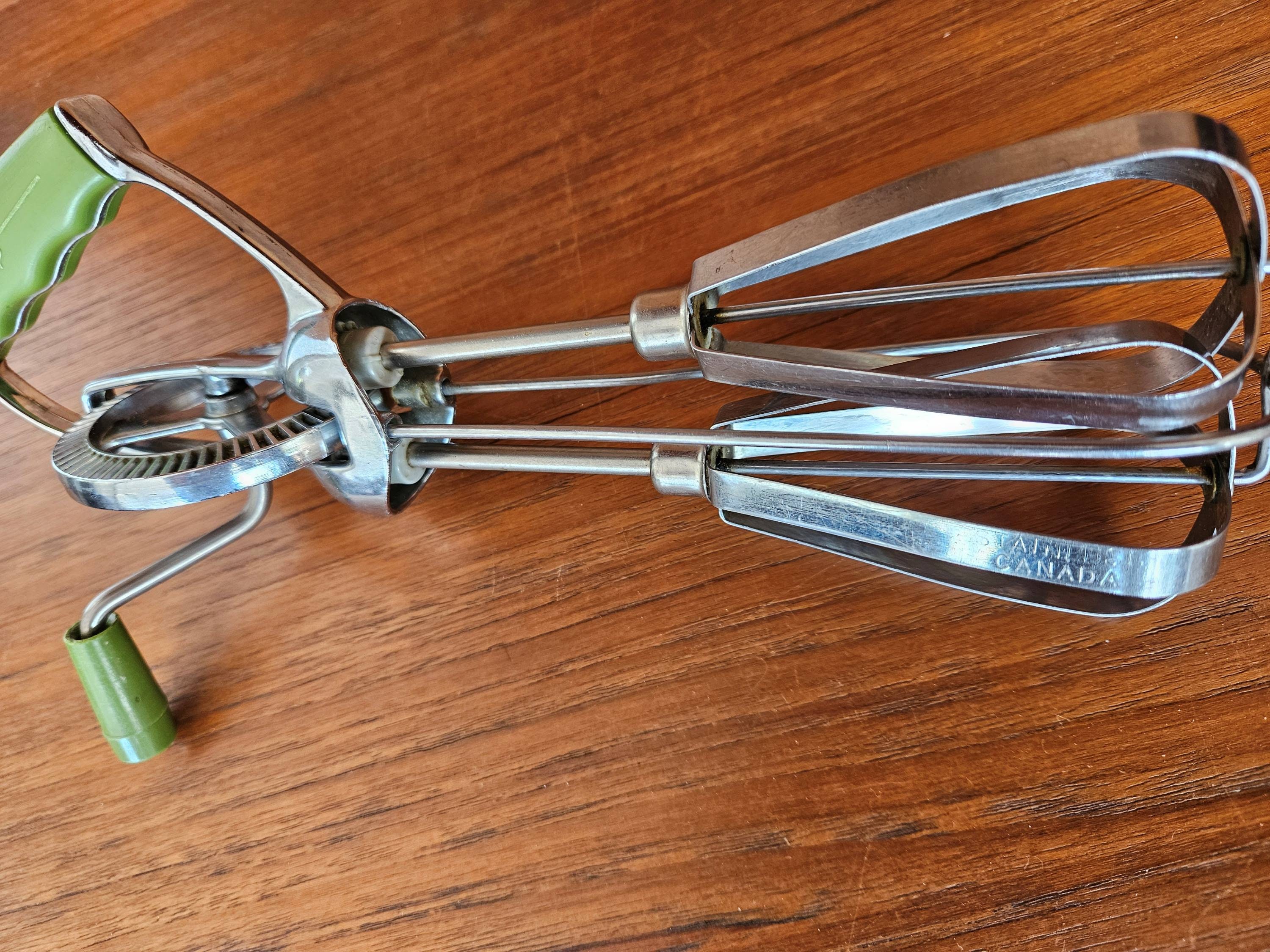 Vintage Hand Beaters Mixer Retro Kitchenware Red or Avocado Green ...