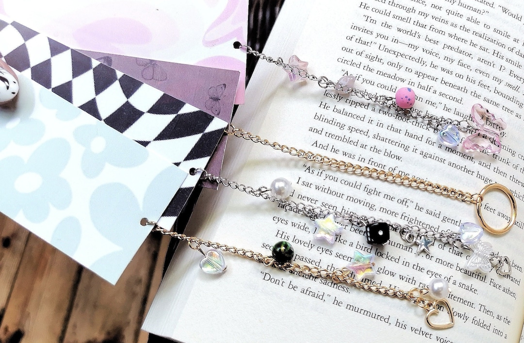 Custom Bookmarks // Aesthetic Chain Bookmarks - Etsy