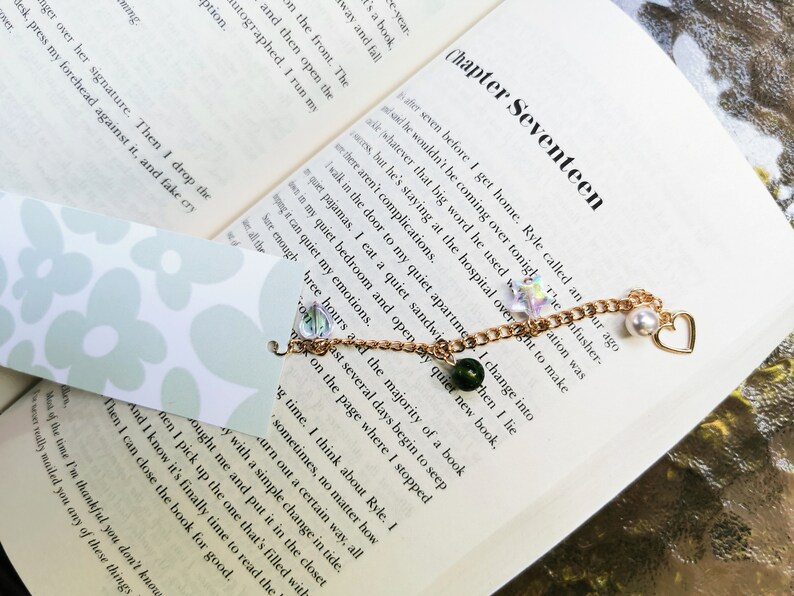 Custom Bookmarks // Aesthetic Chain Bookmarks - Etsy