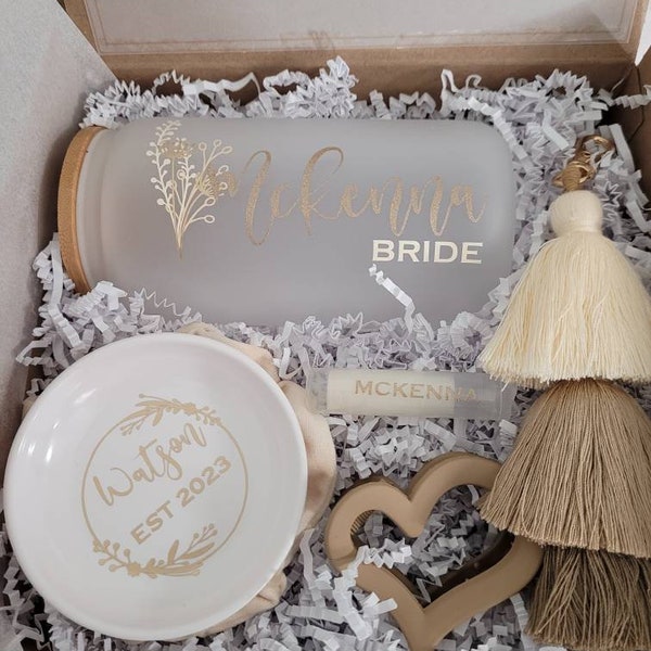 Engagement Gift Box for Bride - 60+ Gift Ideas for 2024