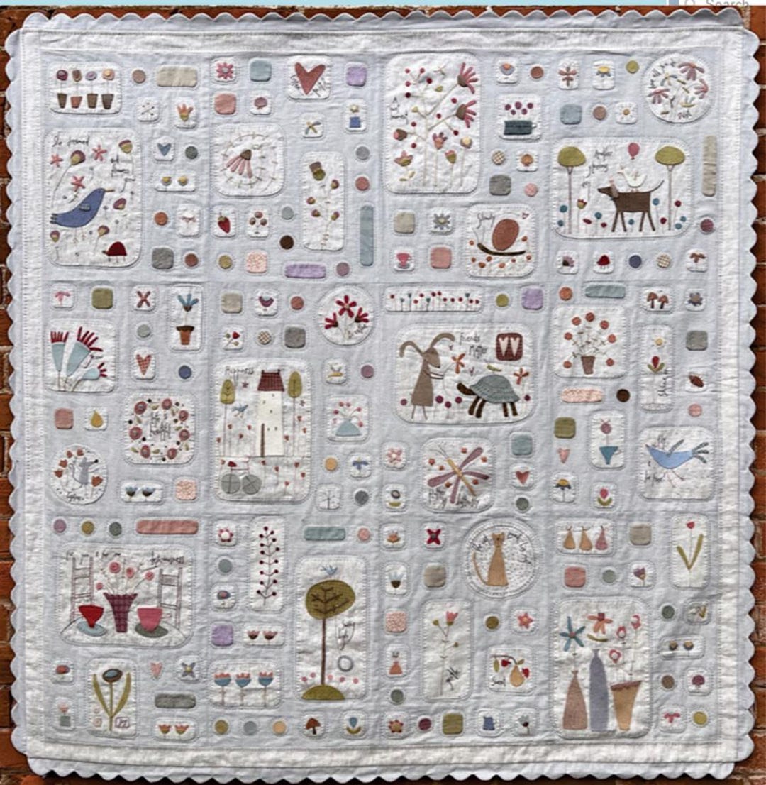 A Day in Happyland Quilt Pattern: Wool Applique Stitchery (55" X 56 ...