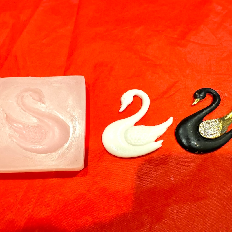 Swan Cake Mold - Etsy
