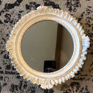 Adorable Vintage Round Cream Ornate Mirror 9.5 Tall - Etsy