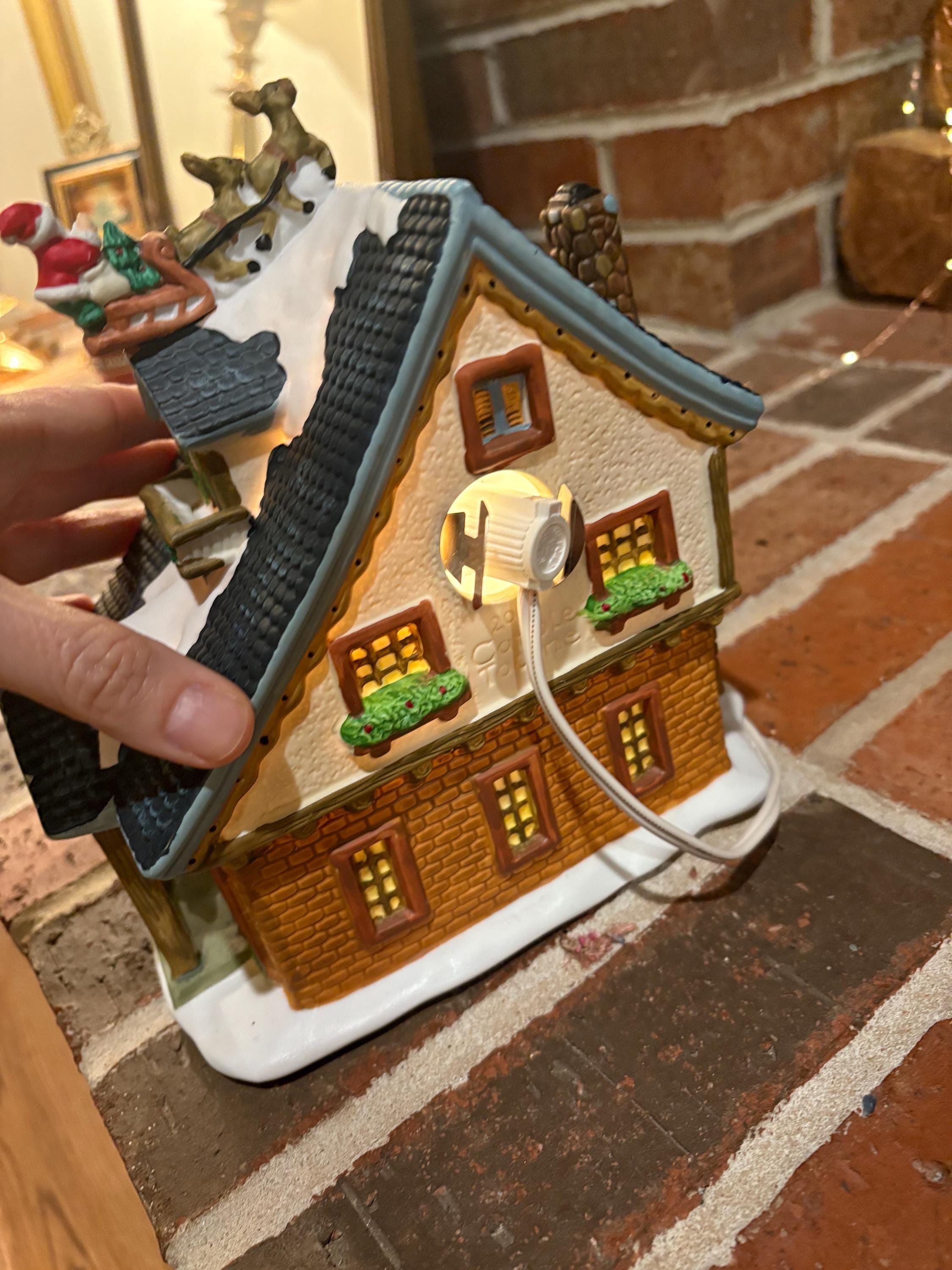 Adorable Vintage Village House Toy Shop Electric Lamp 8.5” Tall 8” Wide ...