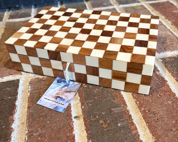 Stunning Handcrafted Checkered Wooden and Bone Box8x5x2” - Etsy