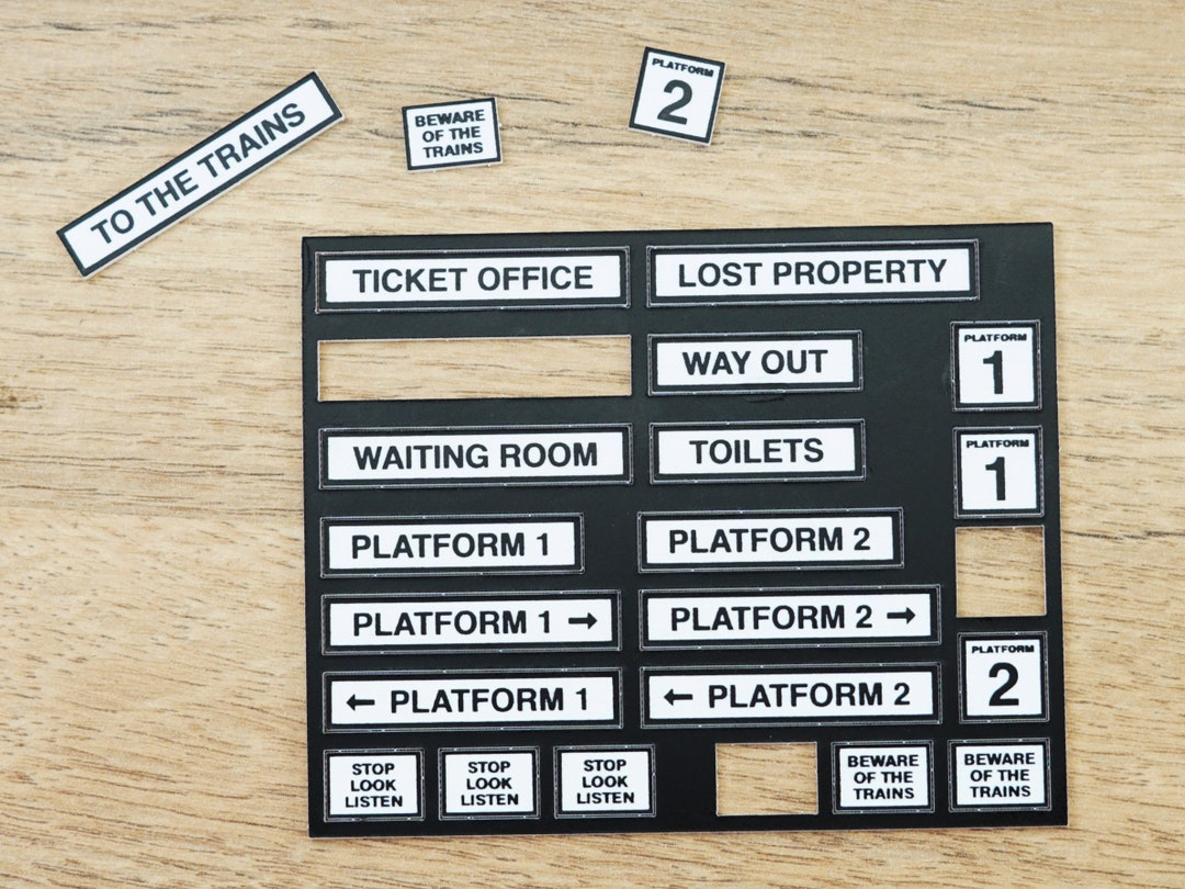 Model Railway Platform Sign Set - OO Gauge Station Signs Pack - 1:76 ...
