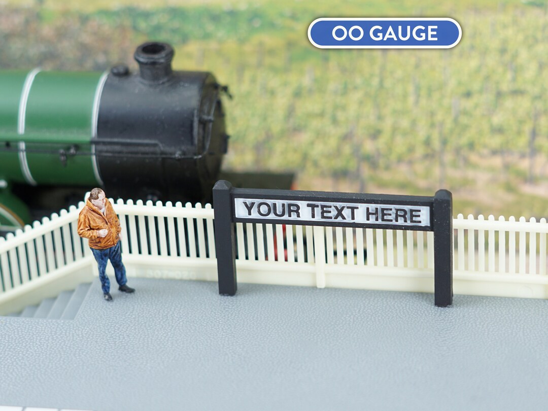 Model Railway Station Sign OO Gauge Large Platform Sign Personalised 1: ...