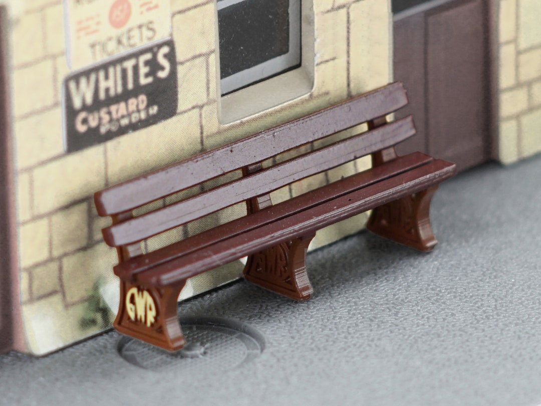 Model Railway Station Bench - OO Gauge GWR Benches (x2) - 1:76 Hornby ...