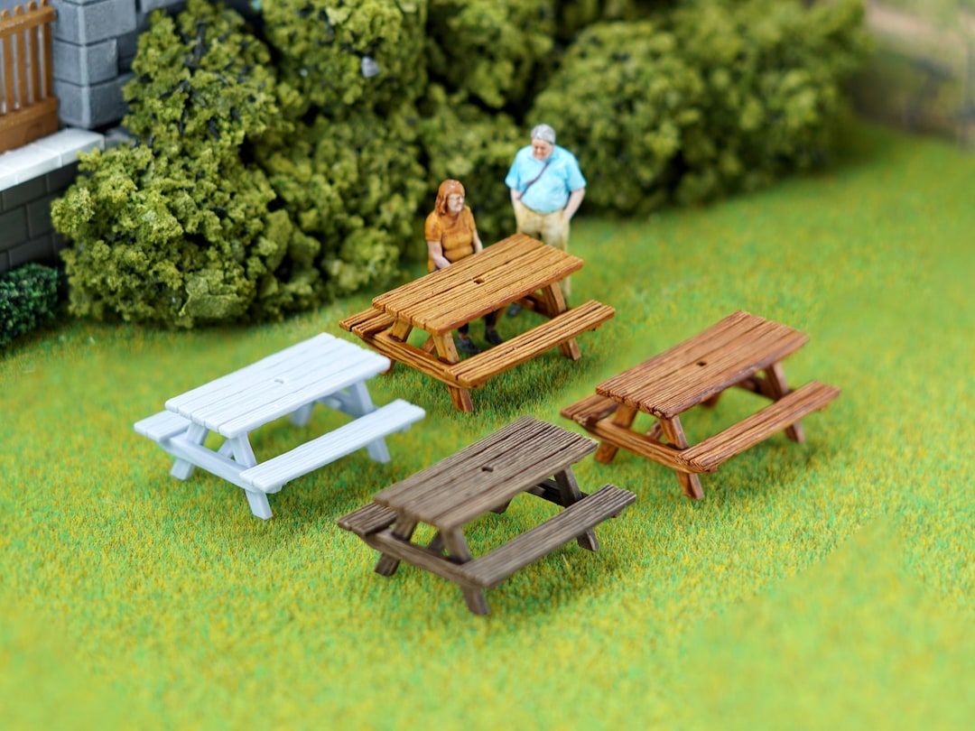 Model Railway Picnic Bench - OO Gauge Park Bench - 1:76 Hornby Scale ...
