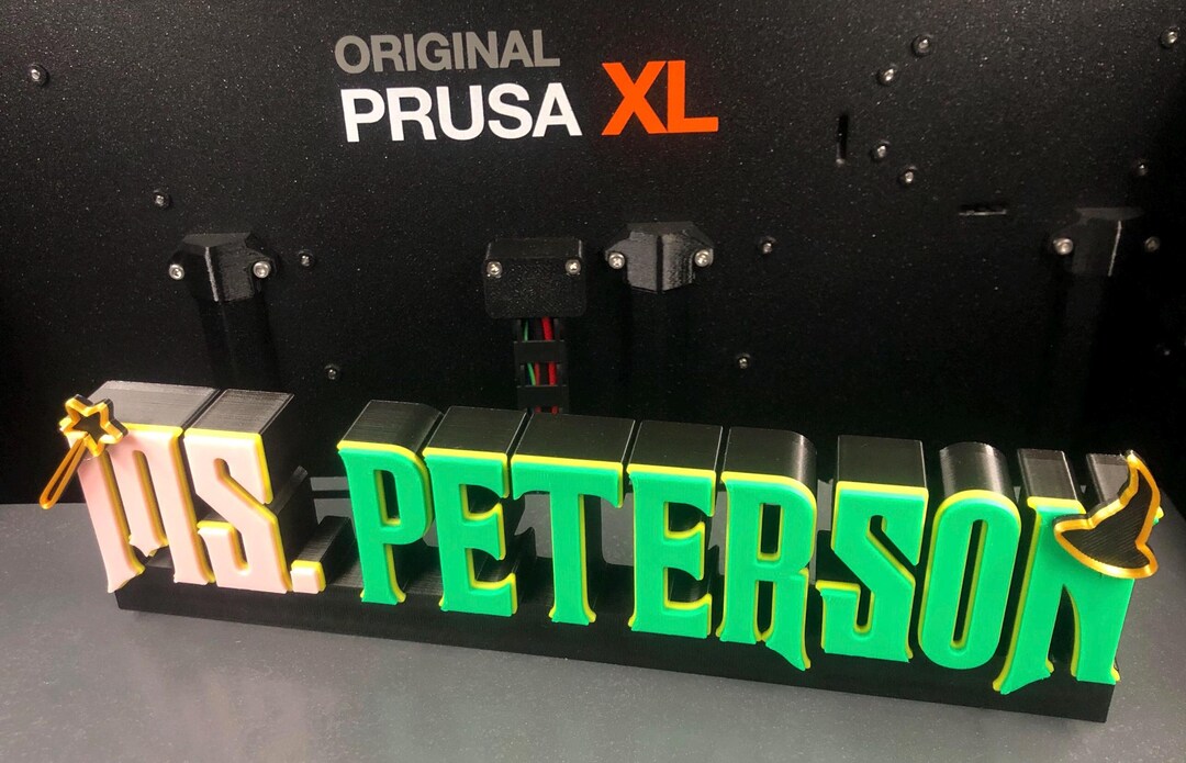 3d Printed Witches of Oz Inspired Name Plate I Personalized Desk Sign I ...