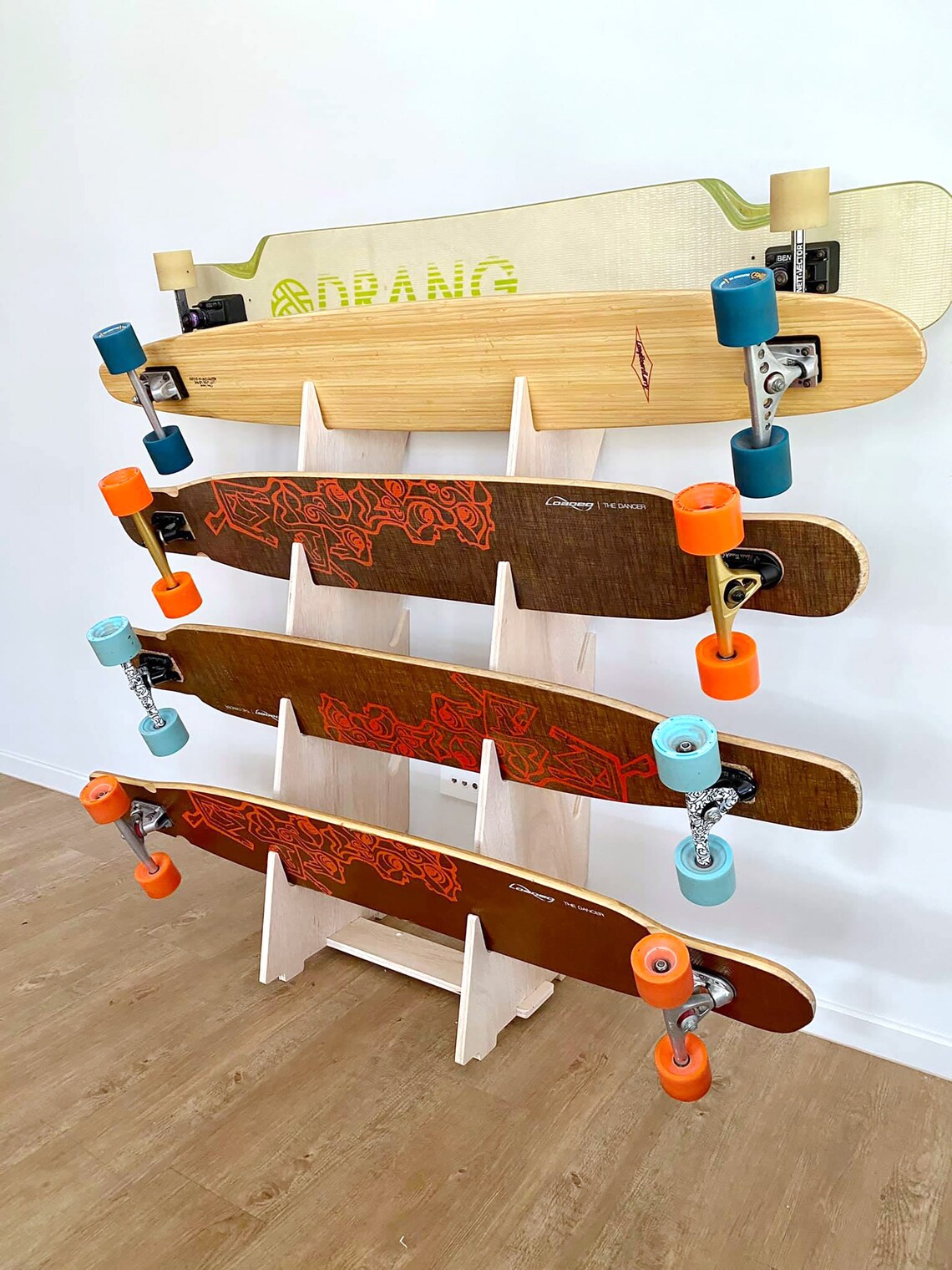 5 Board 9 Slots 1.2m Display Skateboard Rack Freestanding for Snowboard ...