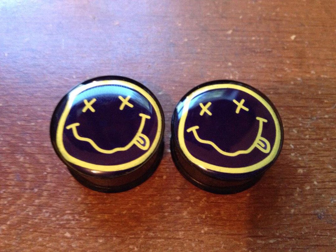 Pair of Smiley Face Plugs Gauges buy 2 Pairs, Get 1 Pair Free 18g, 16g ...