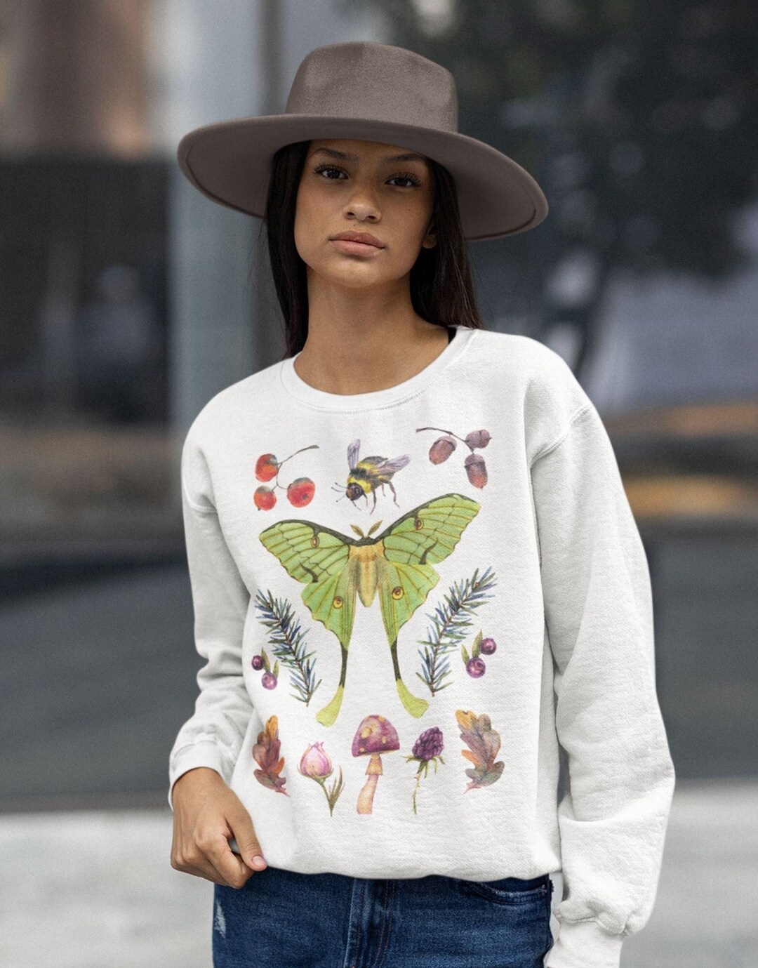 MOTH MUSHROOM BEE Sweatshirt, Forestcore, Trendy Spring Summer Tee ...