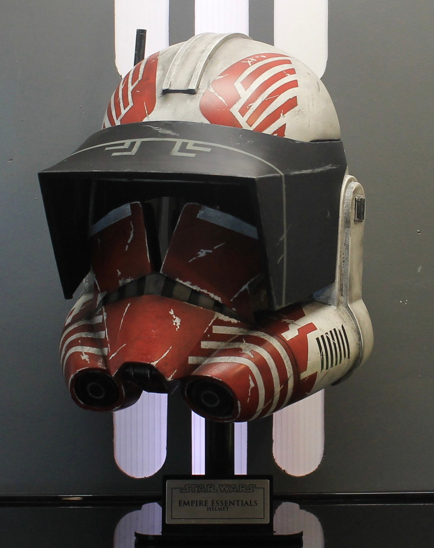 Commander Thorn - Etsy