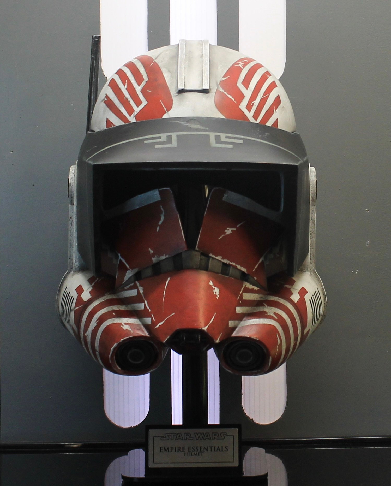 Commander Thorn - Etsy