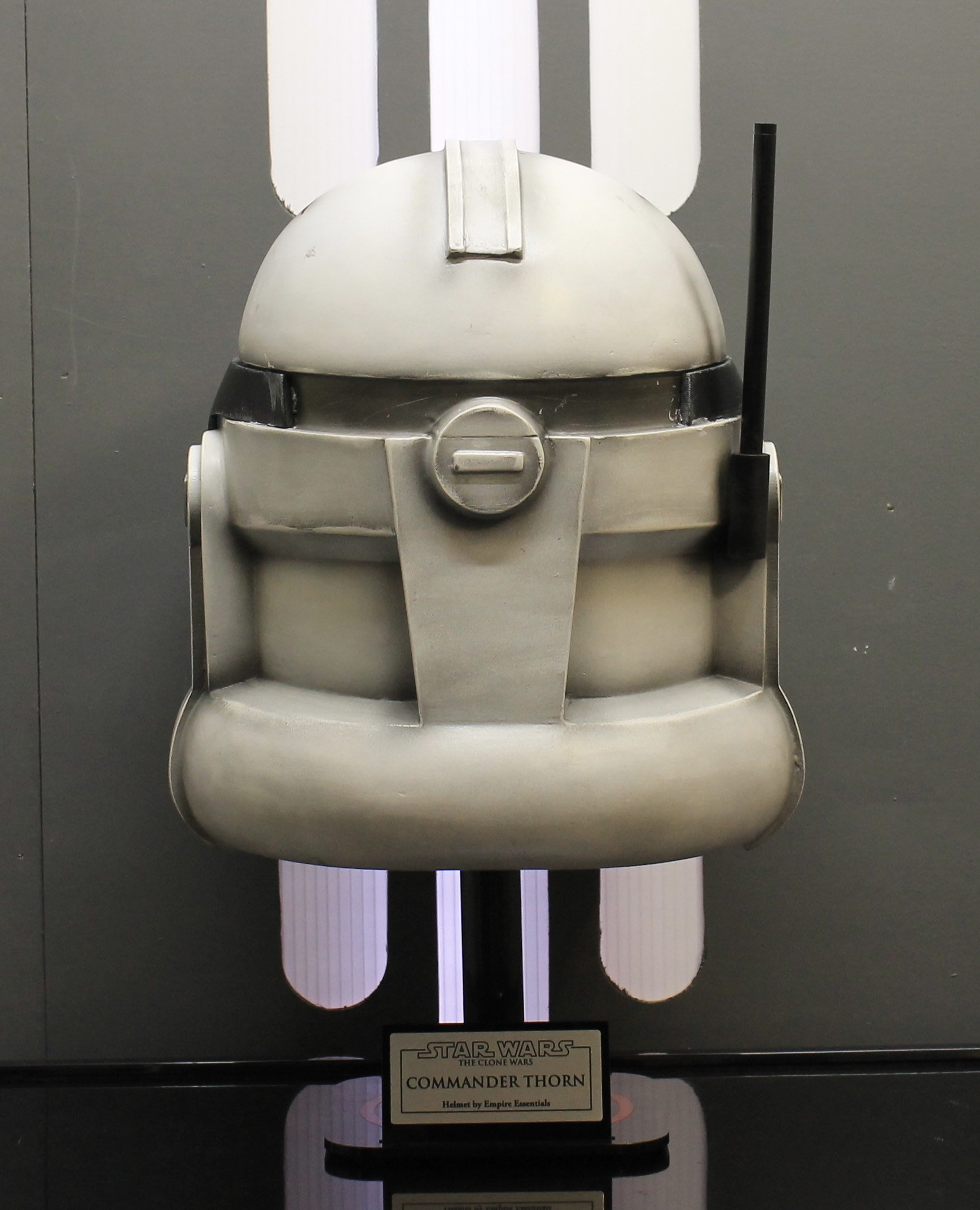 Commander Thorn - Etsy