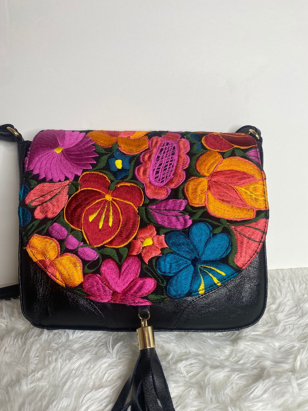 Floral Embroidered Mexican Artisanal Crossbody Bag . Mexican Leather ...